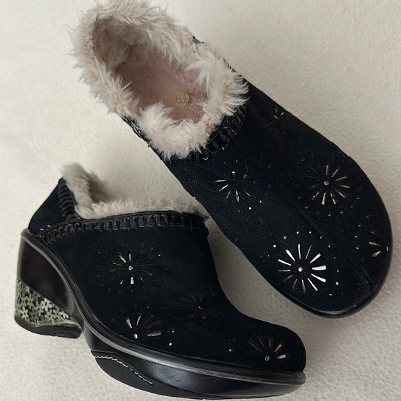 Jambu | Shoes | Jambu Faux Fur Lined Clogs Sport Wedge Design 65 | Poshmark